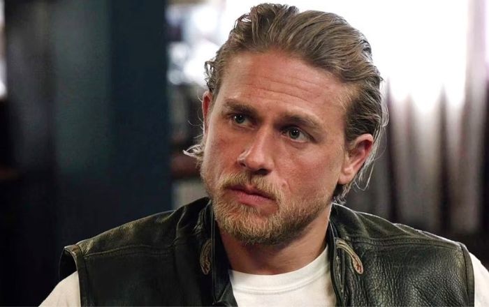 Charlie Hunnam cast as infamous serial killer Ed Gein for Monster ...